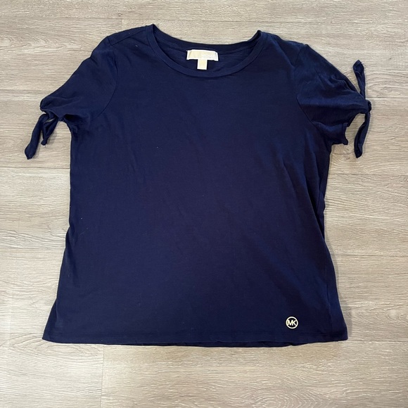 Michael Kors | Tops | Mk Tee Large | Poshmark